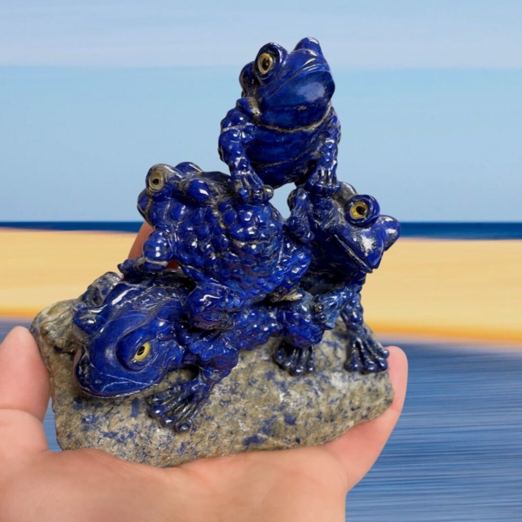 Geoclassics | Lapis Lazuli Toads “Section Carving”