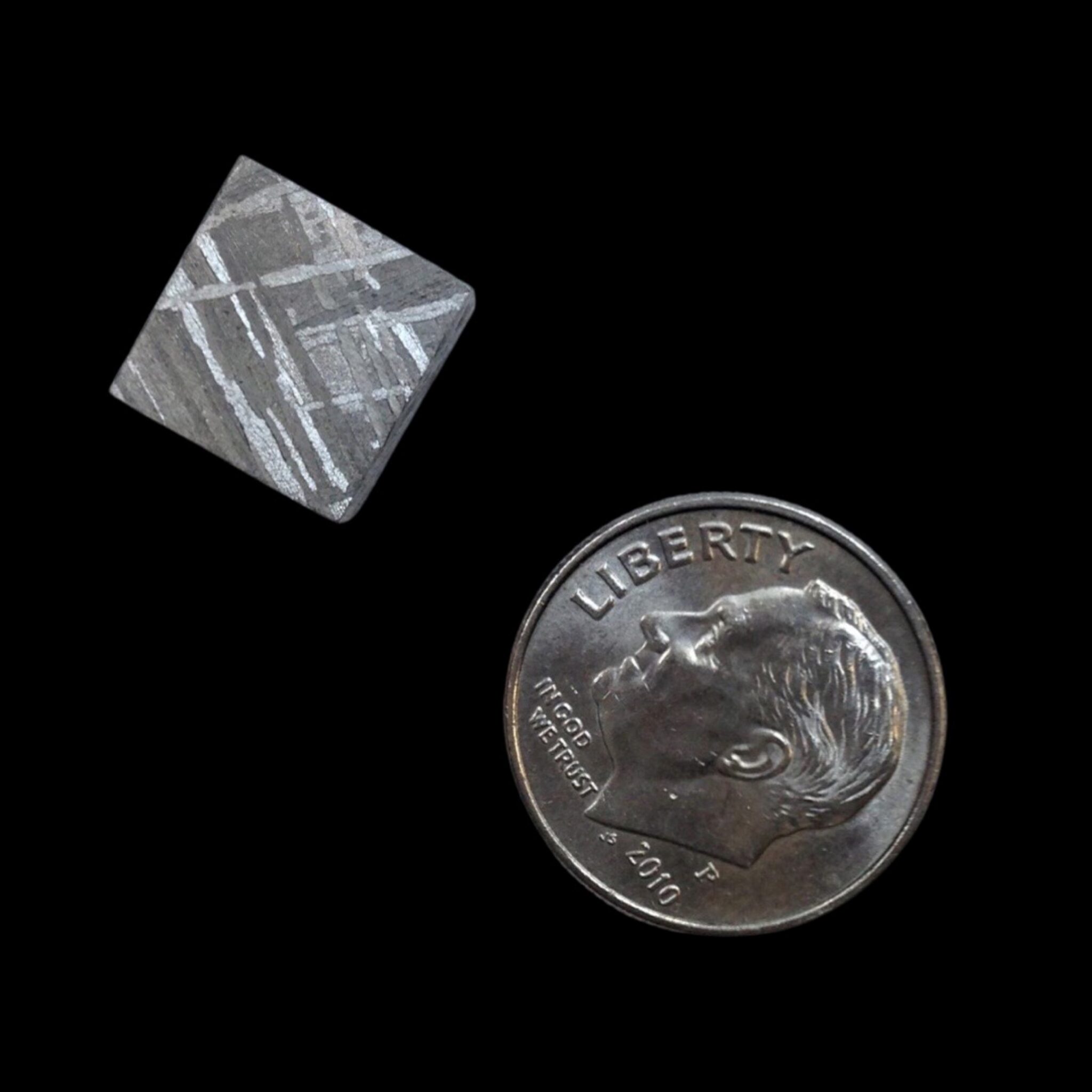 Geoclassics | Muonionalusta Meteorite “Cube” - 7.6 grams