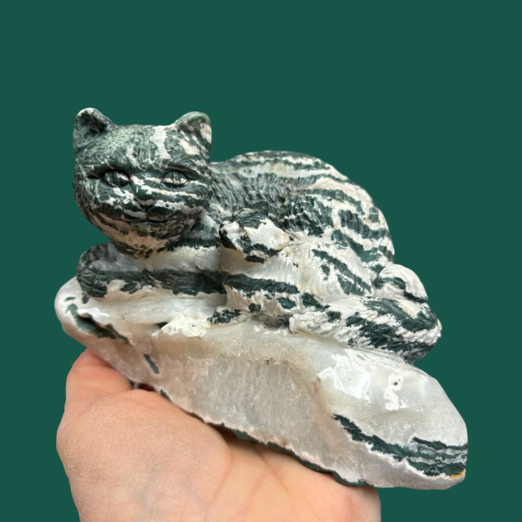 Geoclassics | Banded Quartz Cat and Kitten “Section Carving ...