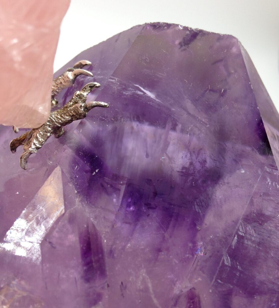 Geoclassics | Rose Quartz Macaw Couple by Peter Muller